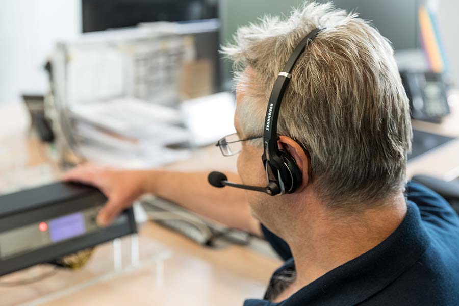 Servicemitarbeiter (m/w/d) im technischen und/oder kaufmännischen ...